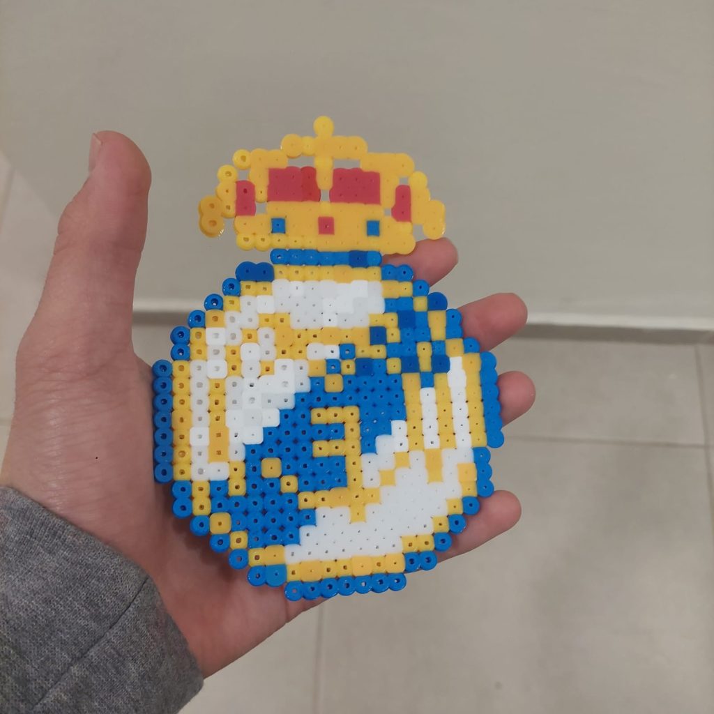 Real Madrid in football in iron beads. - Iron-On Beads - Inspiration
